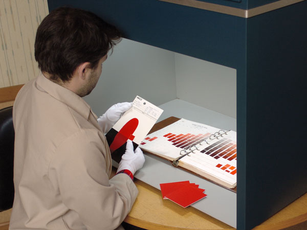 Name tag engraving machines | Badge making machines